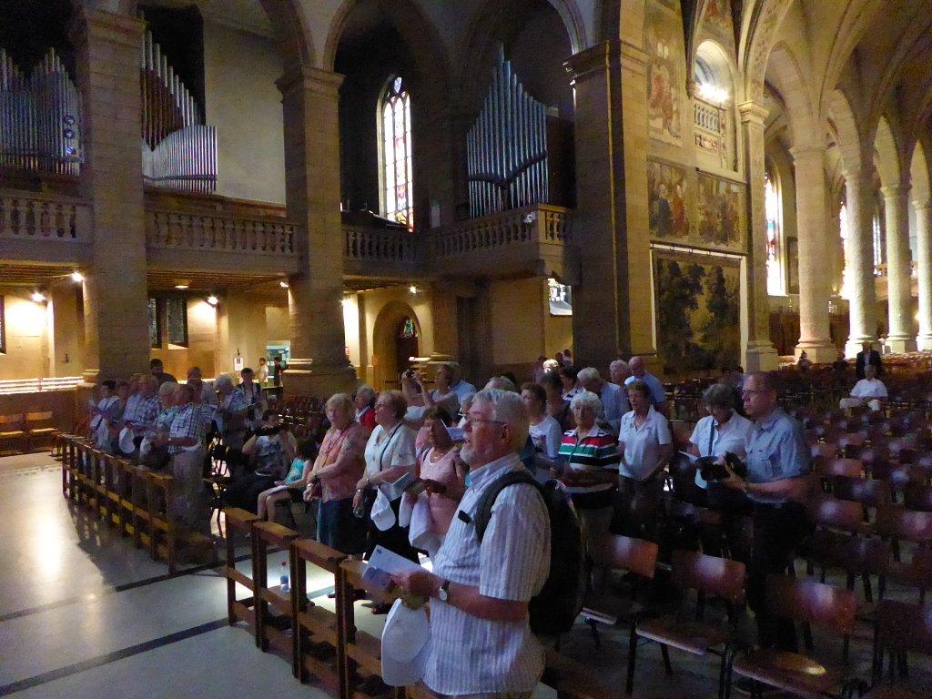 Utrechtse pelgrims nemen deel aan Springprocessie Echternach - Aartsbisdom