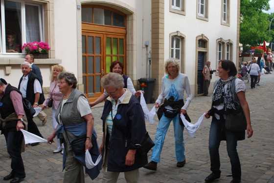 echternach-processie-zussen - Aartsbisdom